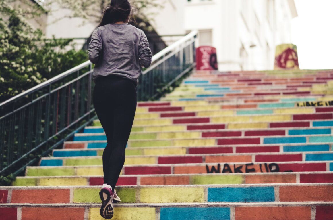 Physical Changes You Can Expect When Growing Older - DIVINE